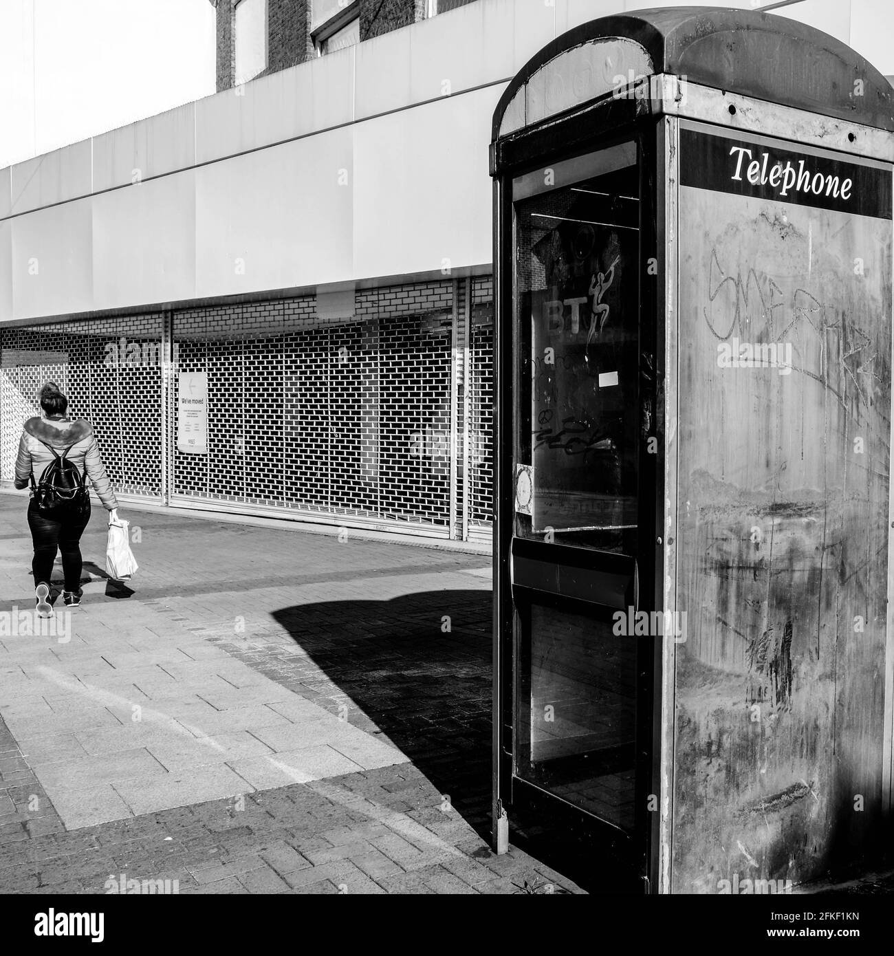 London telephone box black and white hi-res stock photography and ...