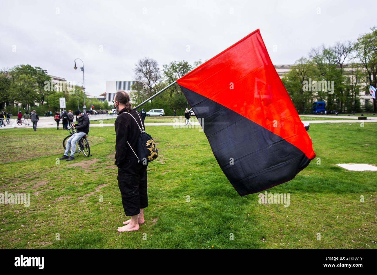 Anarchy flag hi-res stock photography and images - Alamy