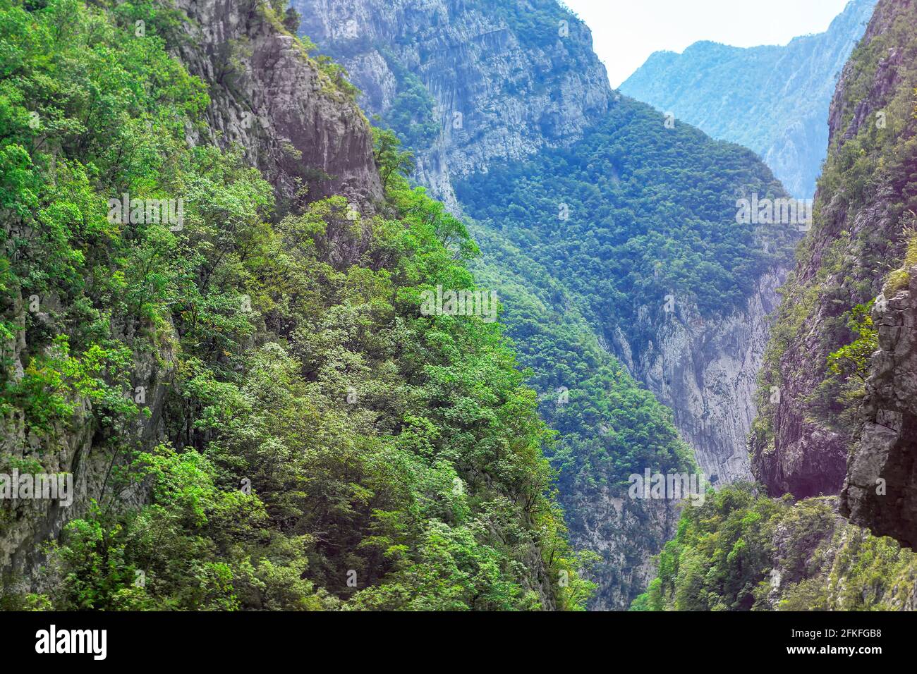 Volcano abyss hi-res stock photography and images - Alamy