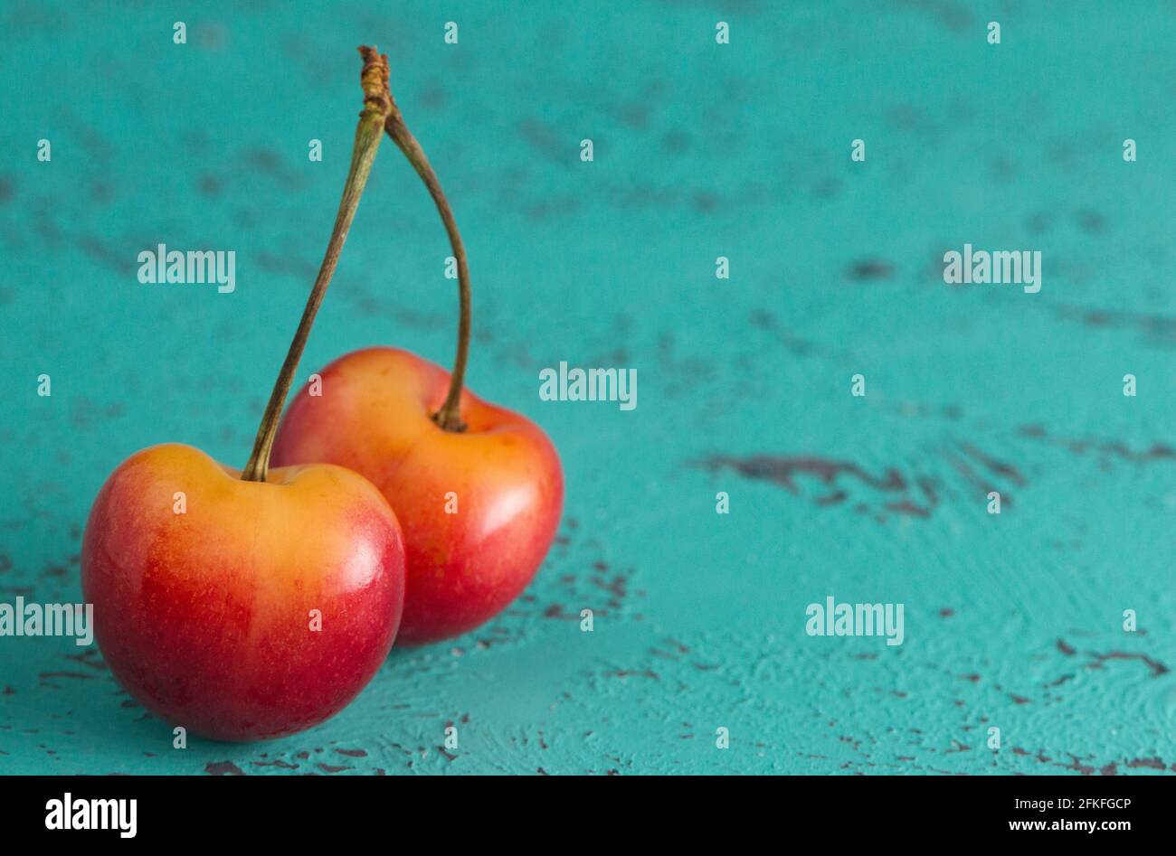 Connected twins hi-res stock photography and images - Alamy