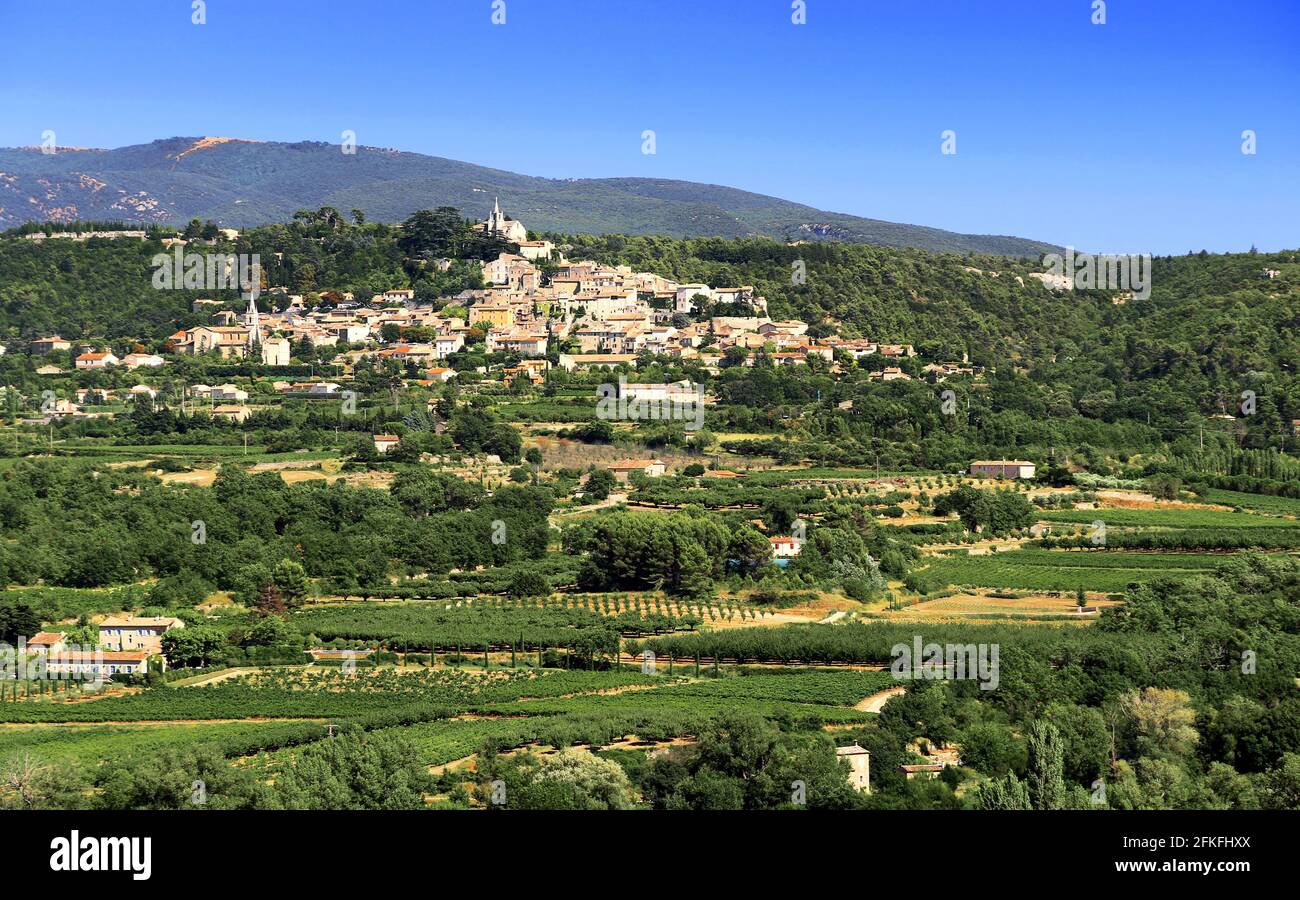 Bonnieux village hi-res stock photography and images - Alamy