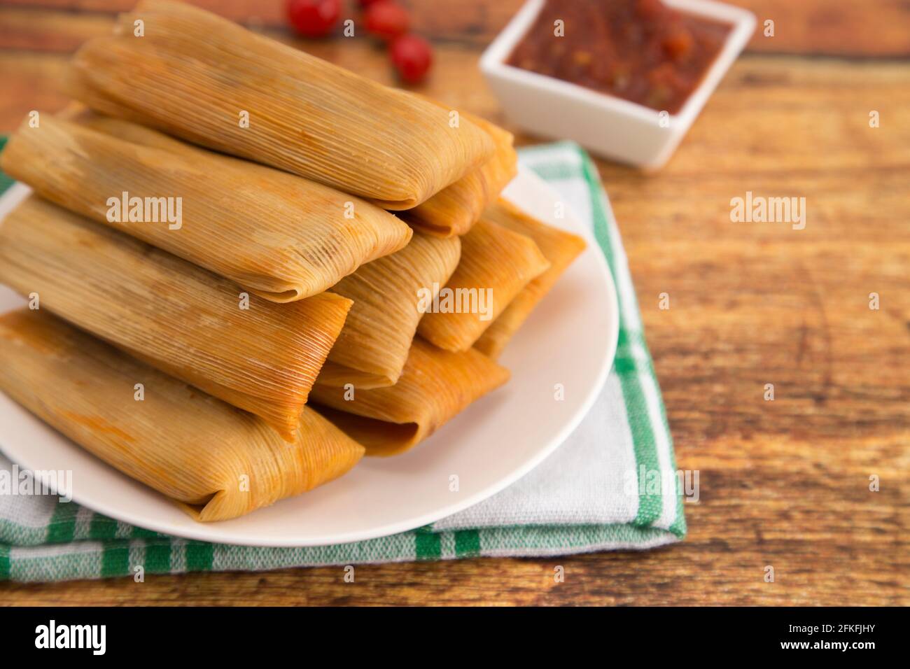 Tamales plate hi-res stock photography and images - Alamy