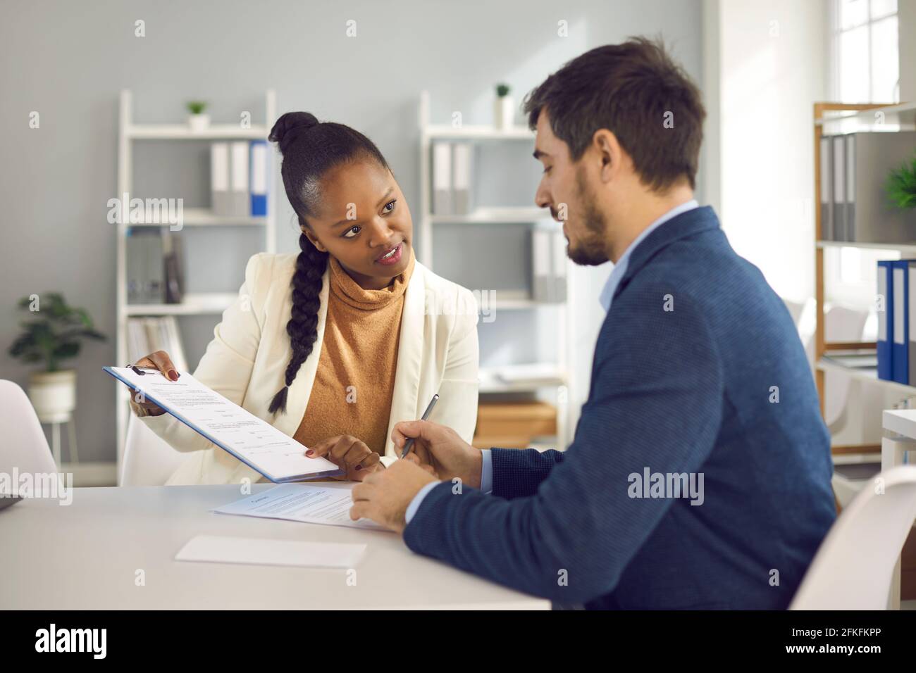 Female solicitor african hi-res stock photography and images - Alamy