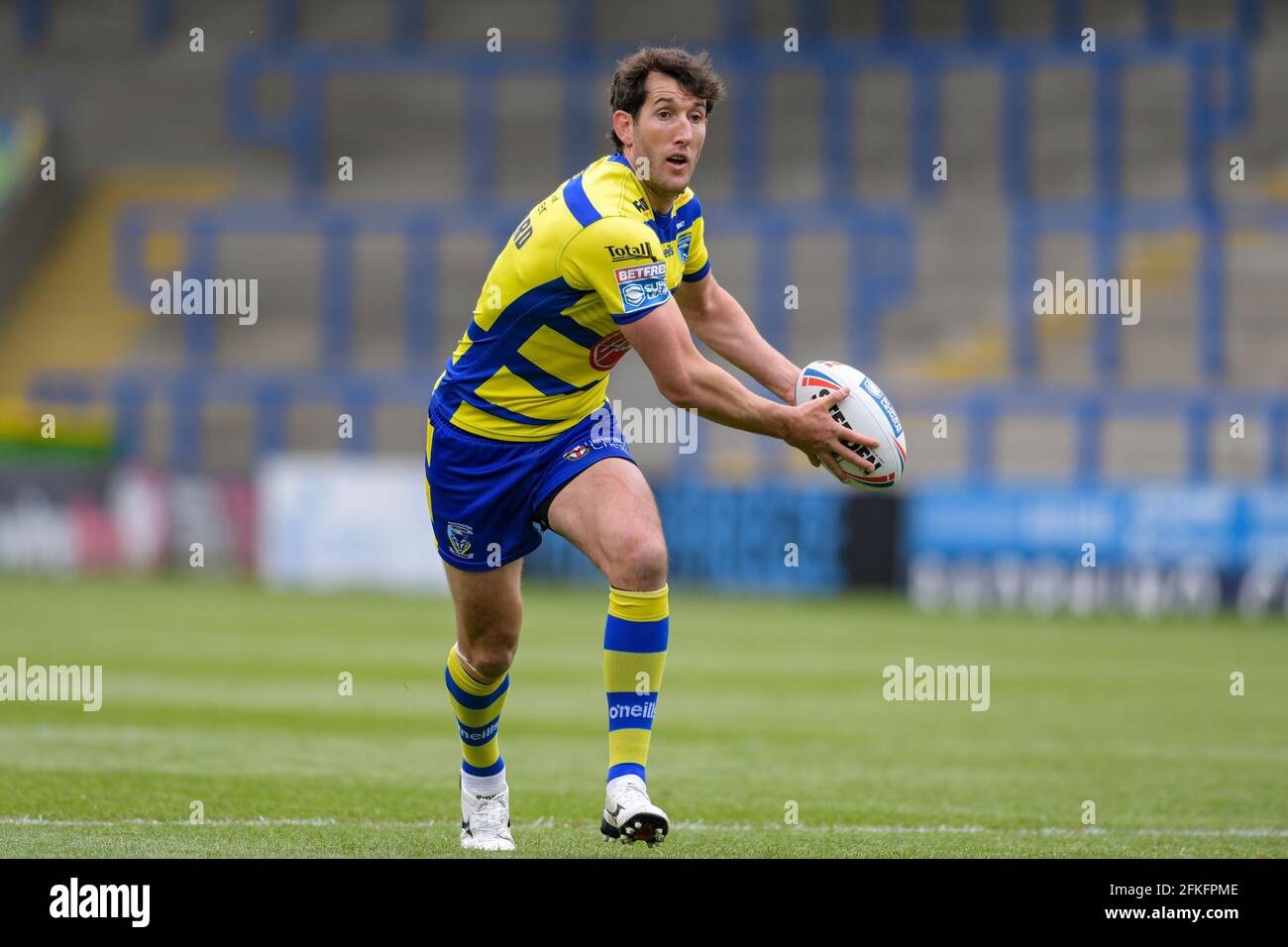 Stefan Ratchford (1) of Warrington Wolves with the ball Stock Photo - Alamy
