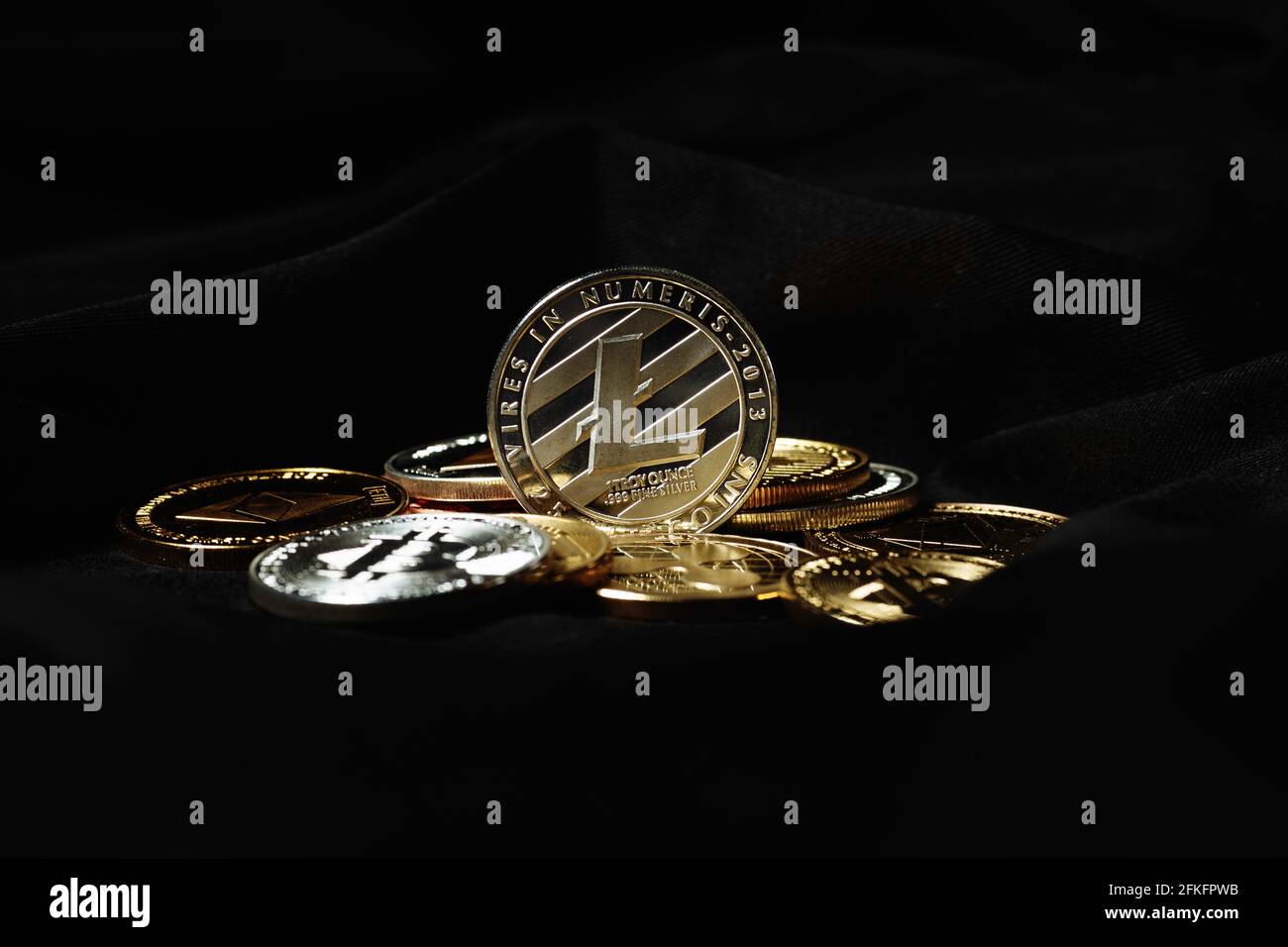 Cryptocurrency litecoin coin circuit hi-res stock photography and ...