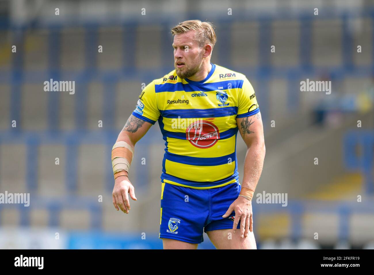 Mike Cooper (10) of Warrington Wolves in action during the game Stock ...