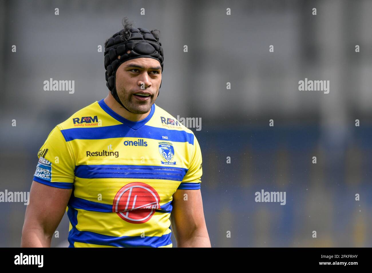 Warrington wolves sitaleki akauola hi-res stock photography and images ...