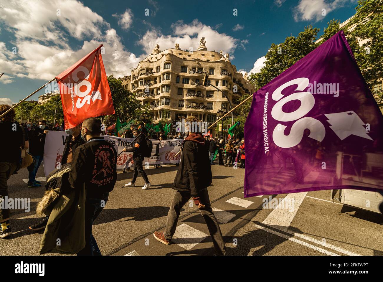 Barcelona, Spain. 1st May, 2021. Members of a great variety of left ...
