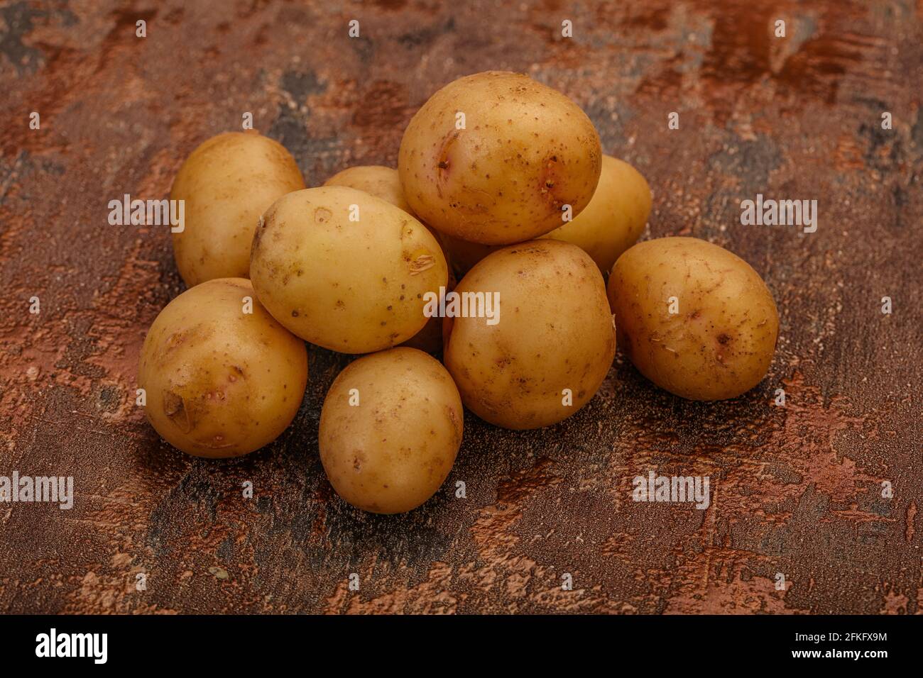 Raw fresh baby young potato heap Stock Photo - Alamy