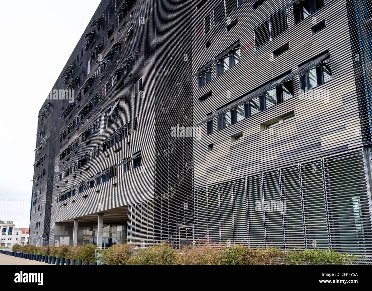 Modern architecture - The new Town Hall of the city of Montpellier by ...
