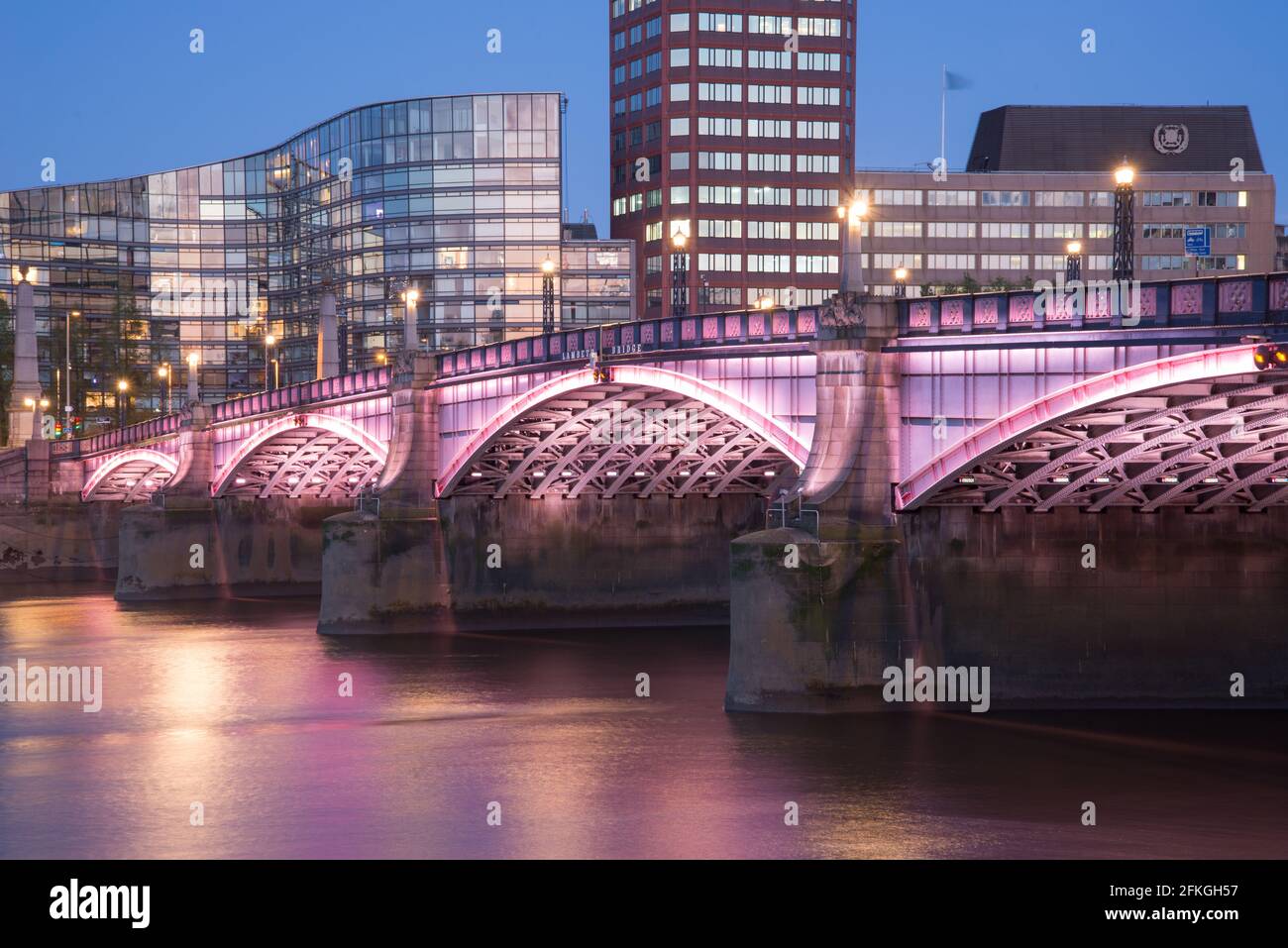Illuminated River Lambeth Bridge Pink LED Lights by Leo Villareal Stock ...