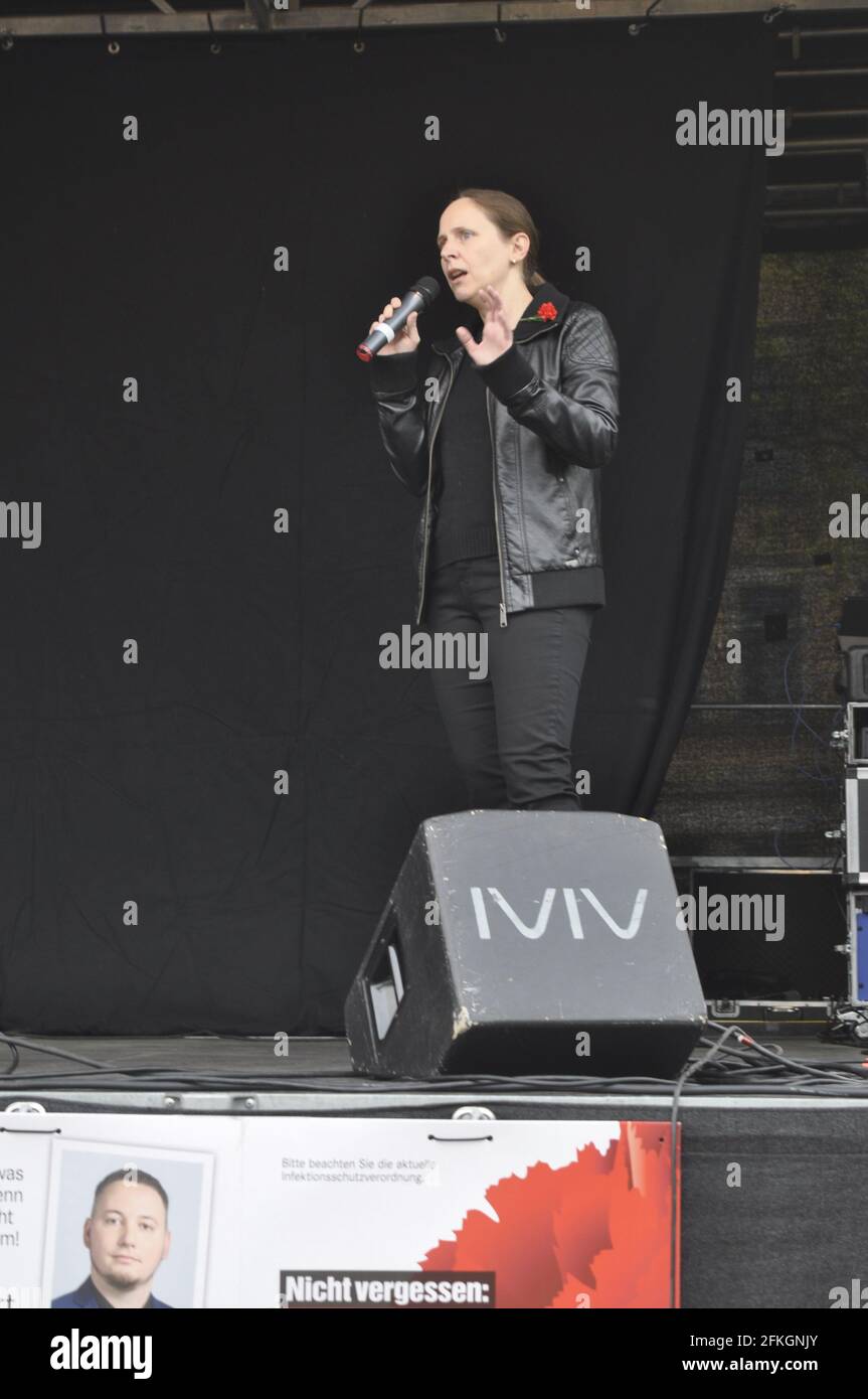 Sarah Buddeberg bei der traditionellen Maikundgebung der Partei DIE ...