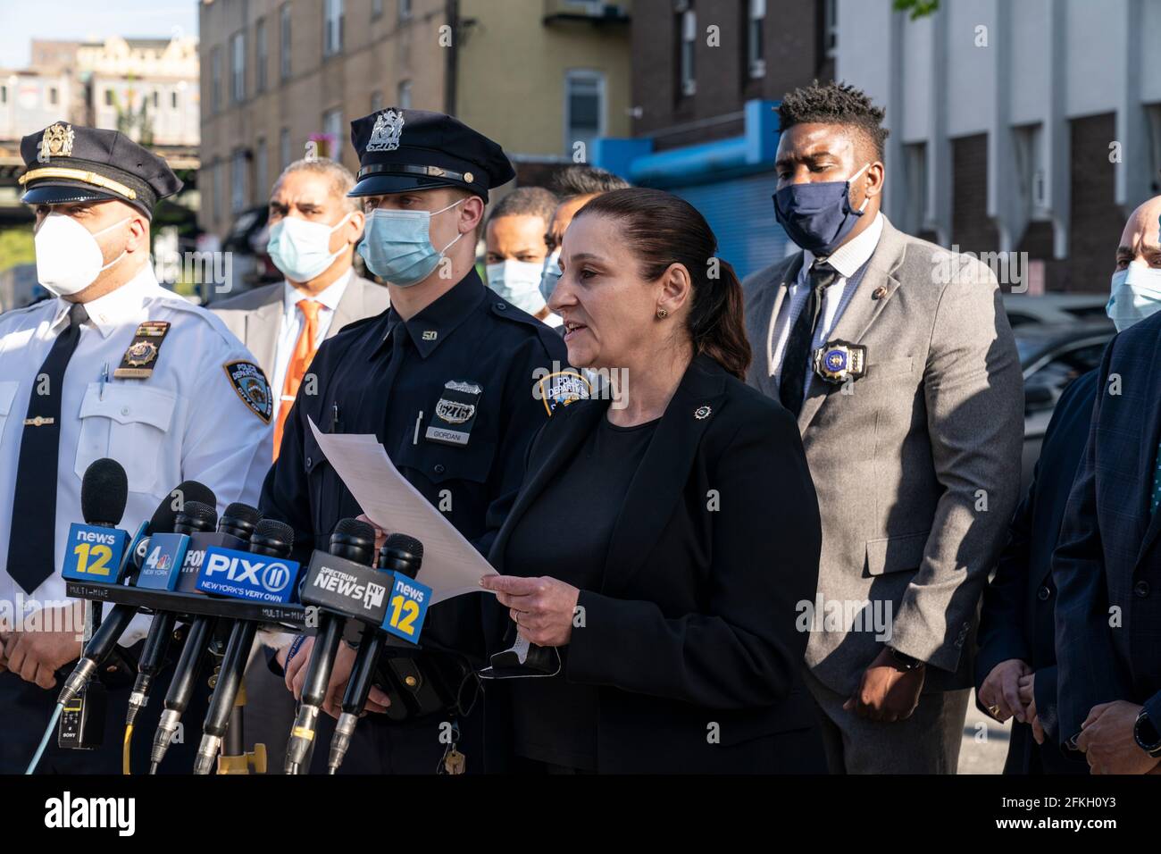 Jessica corey nypd hi-res stock photography and images - Alamy