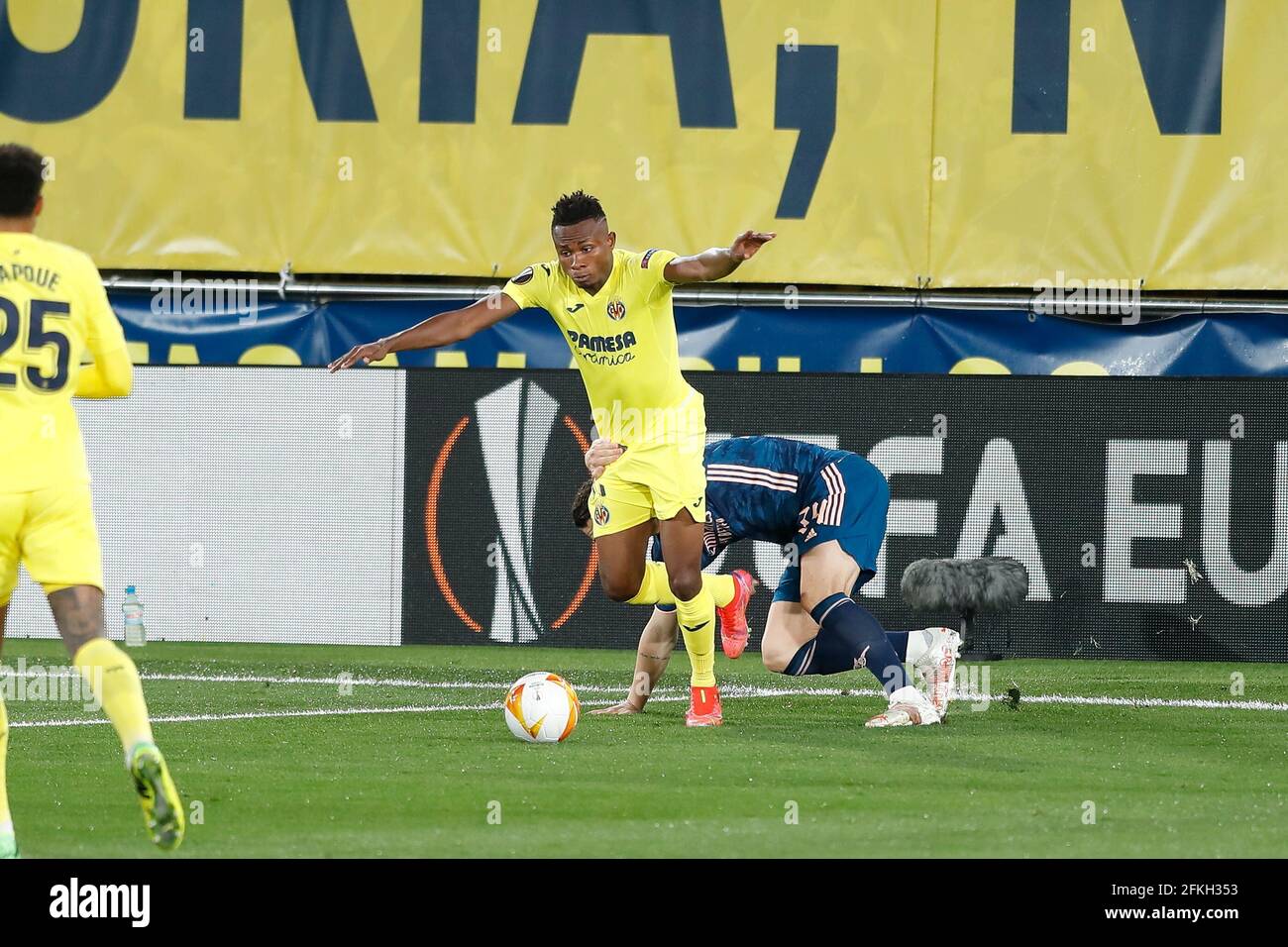 Vila-Real, Spain. 29th Apr, 2021. Samuel Chukwueze (Villarreal ...