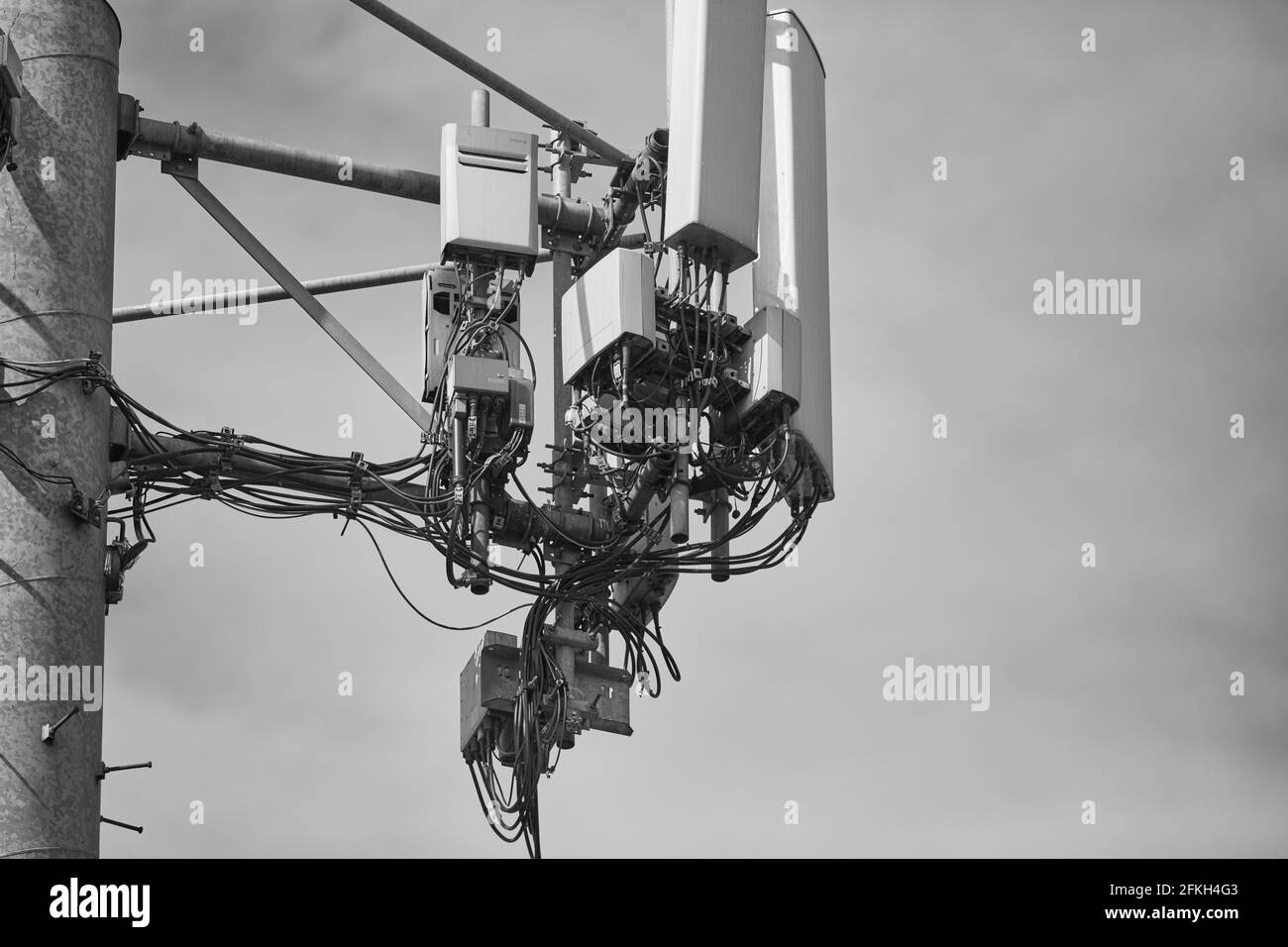 Cell phone tower Stock Photo - Alamy