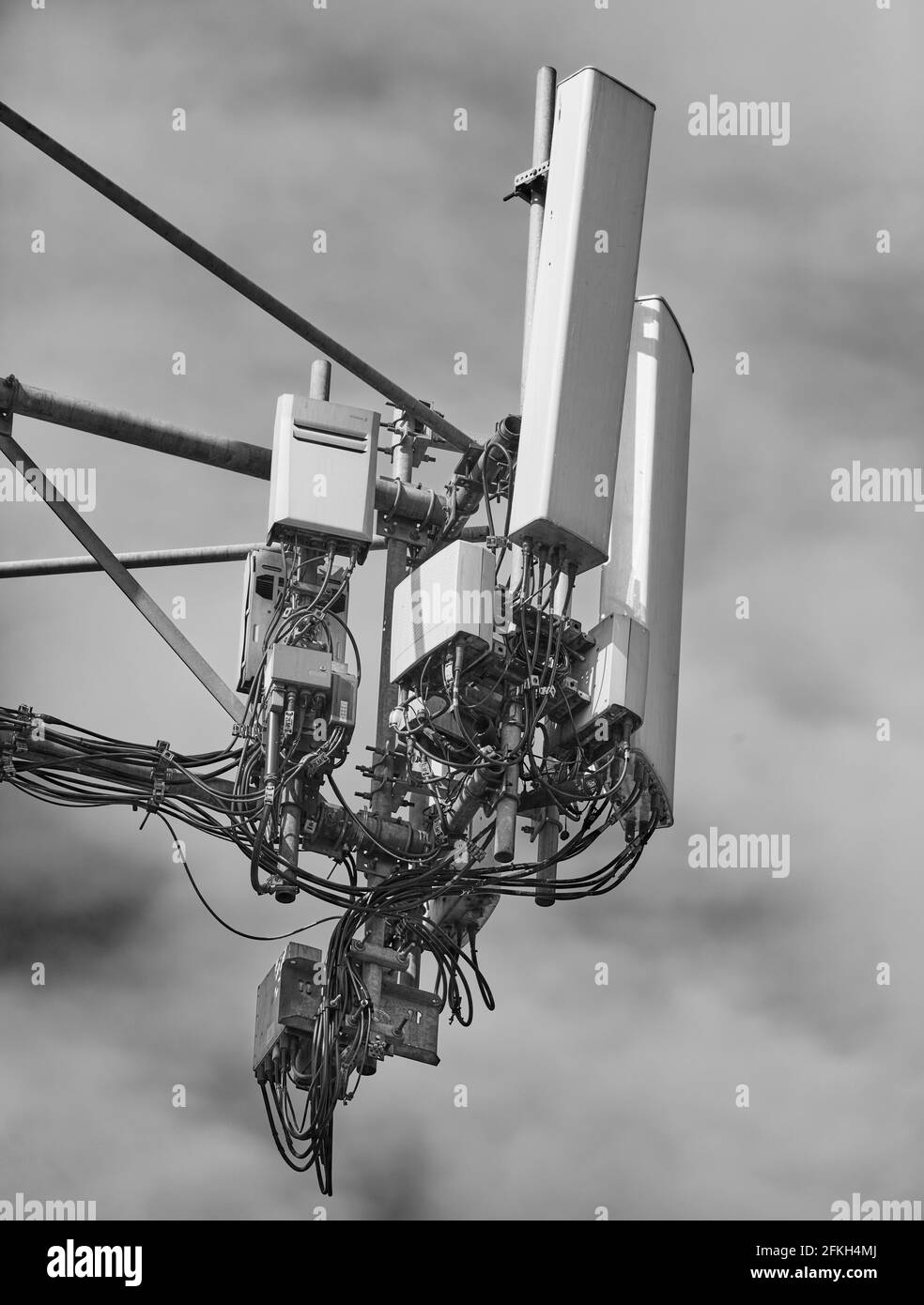 Cell phone tower Stock Photo - Alamy Cell phone tower Stock Photo - Alamy