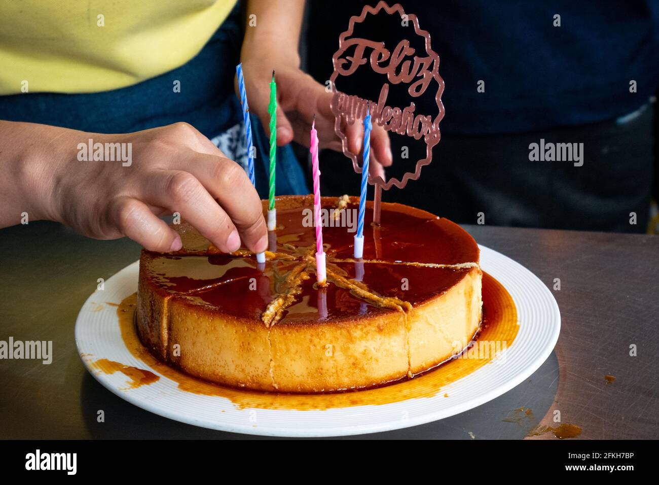 Food sweet flan hi-res stock photography and images - Alamy