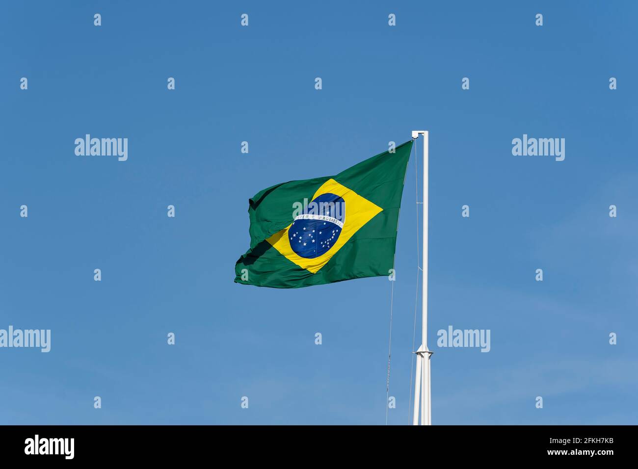 Brazils national flag hi-res stock photography and images - Alamy