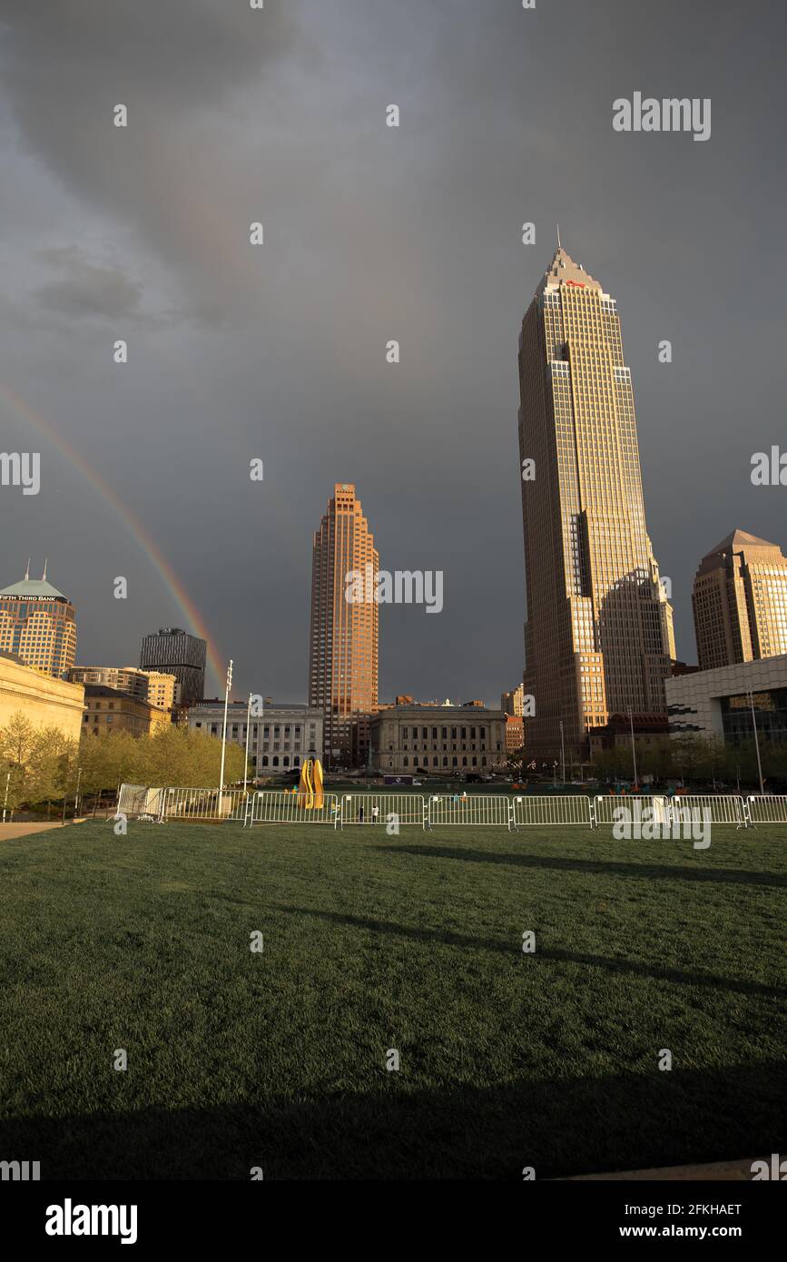 rainbow in downtown cleveland Stock Photo - Alamy