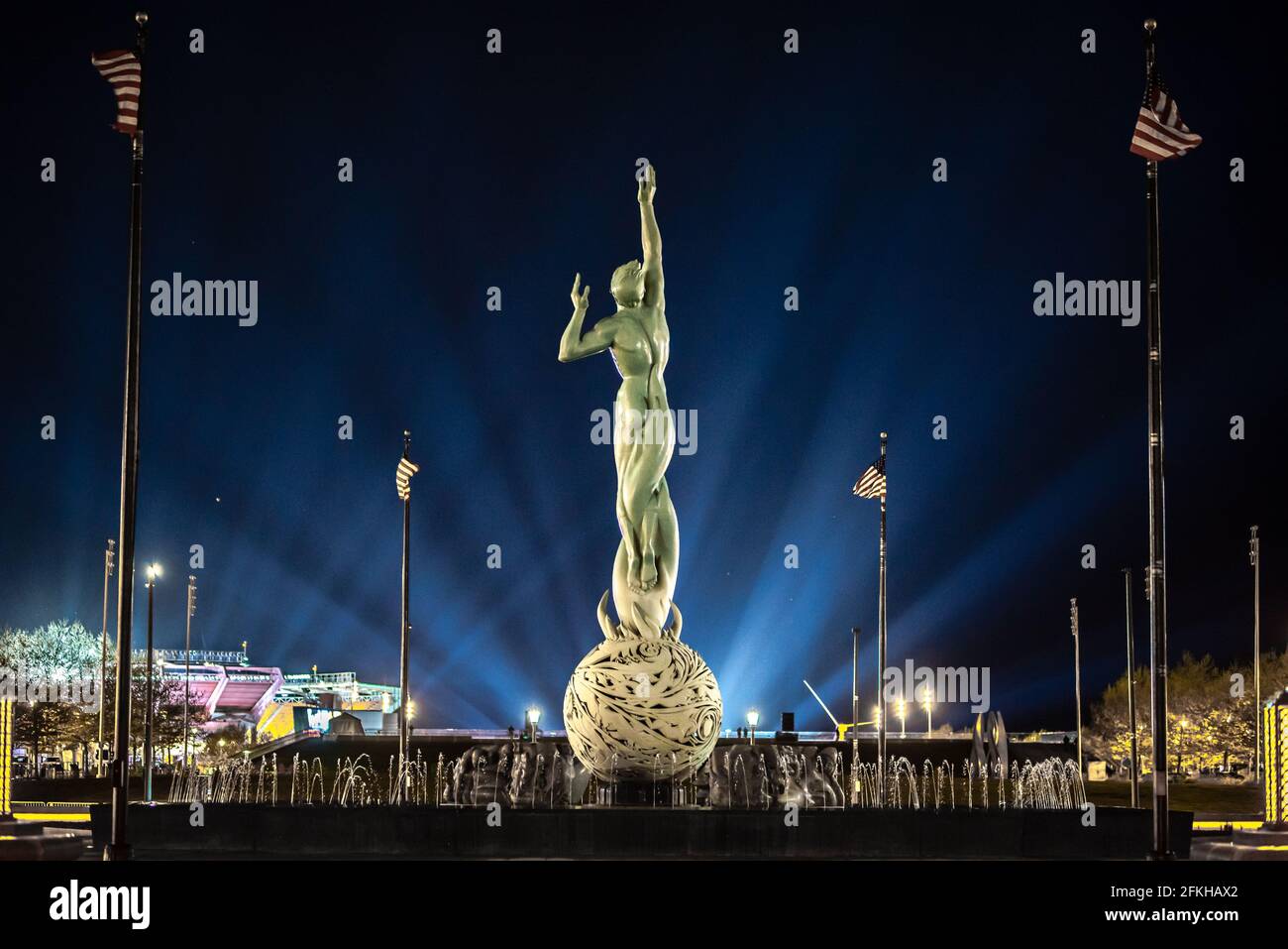 Statue of eternal life in cleveland ohio Stock Photo - Alamy