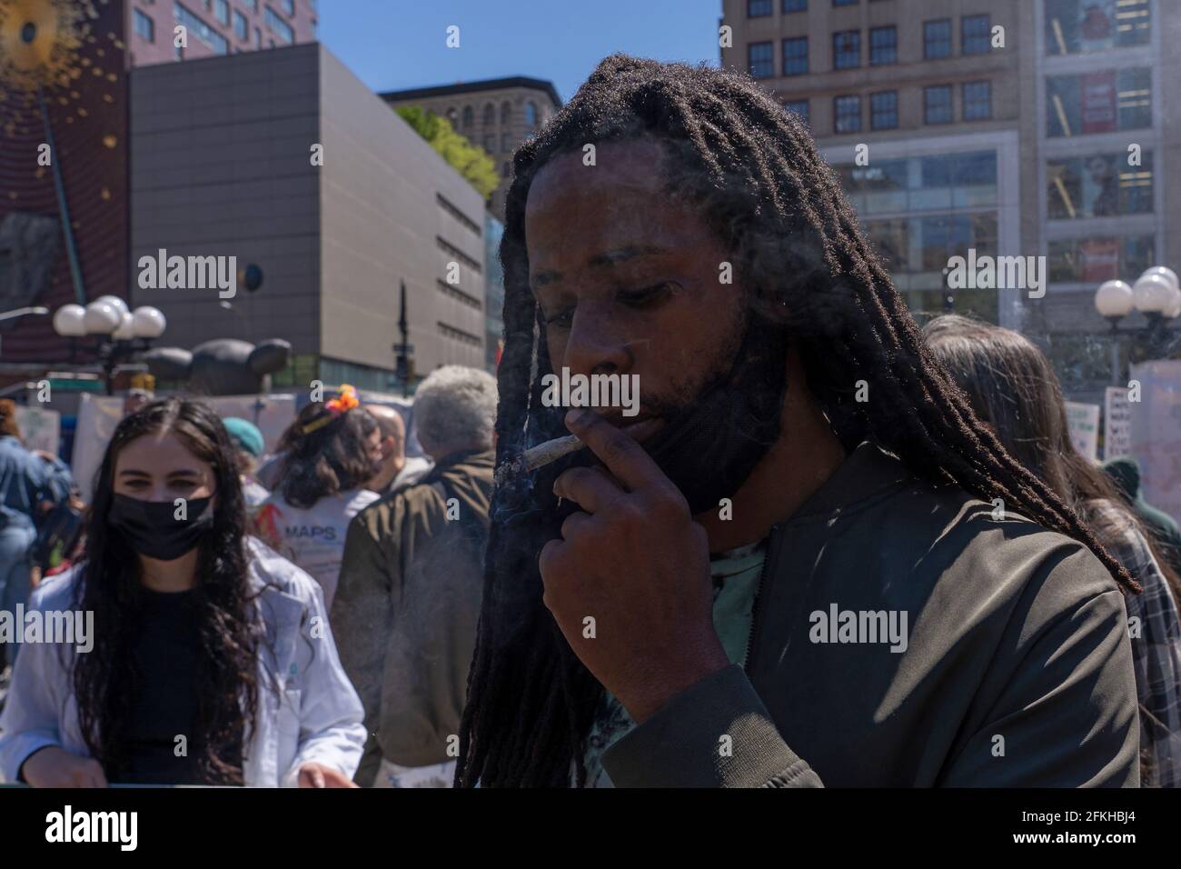 Park drive cigarettes hi-res stock photography and images - Alamy