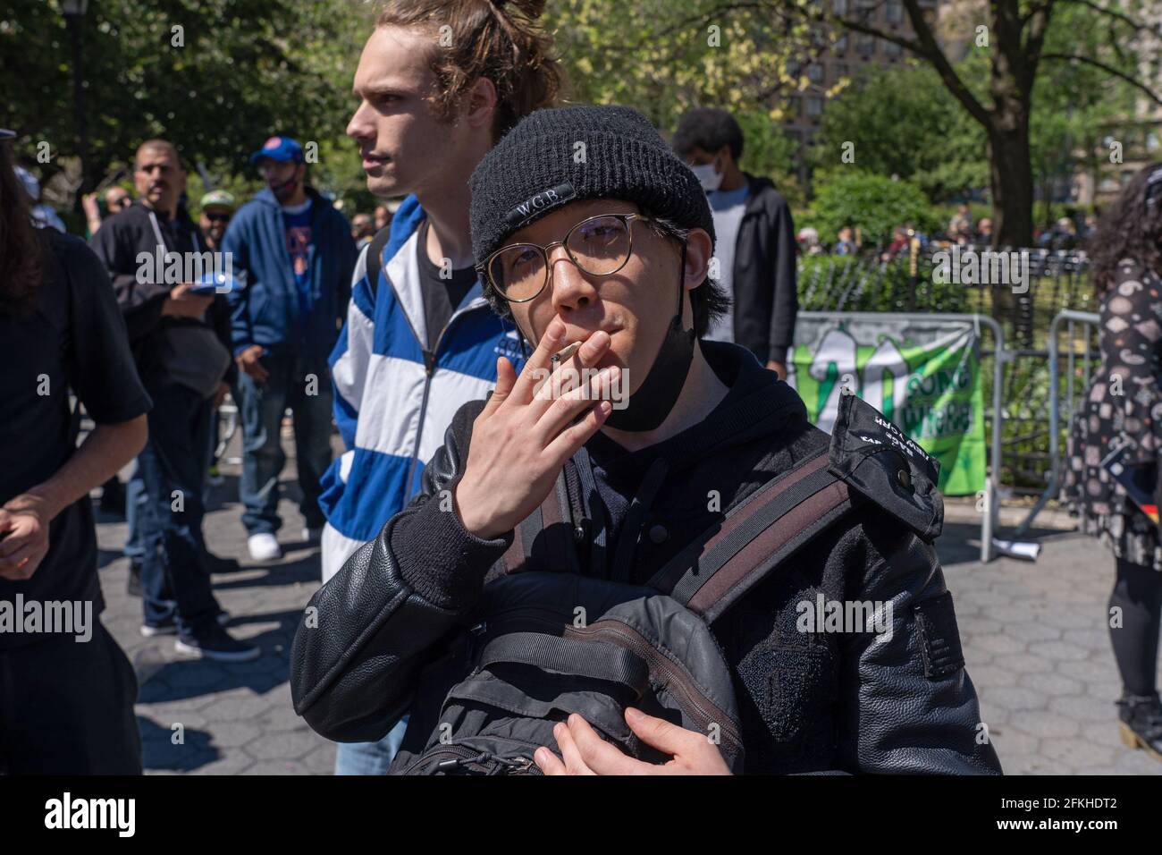 Park drive cigarettes hi-res stock photography and images - Alamy