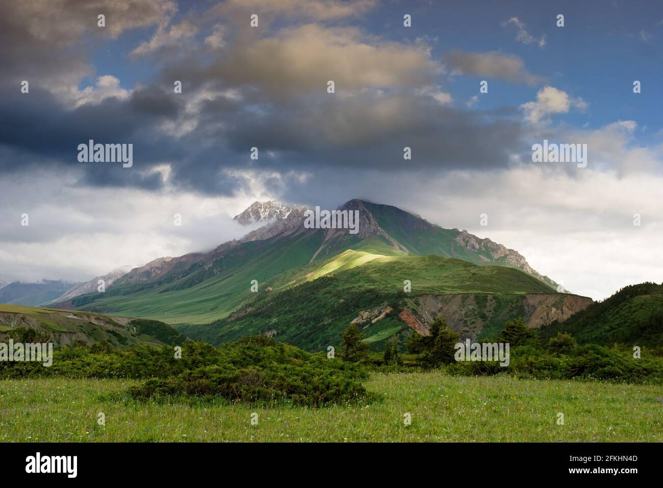 Valley of At-Bashi river, Kyrgyzstan Stock Photo - Alamy