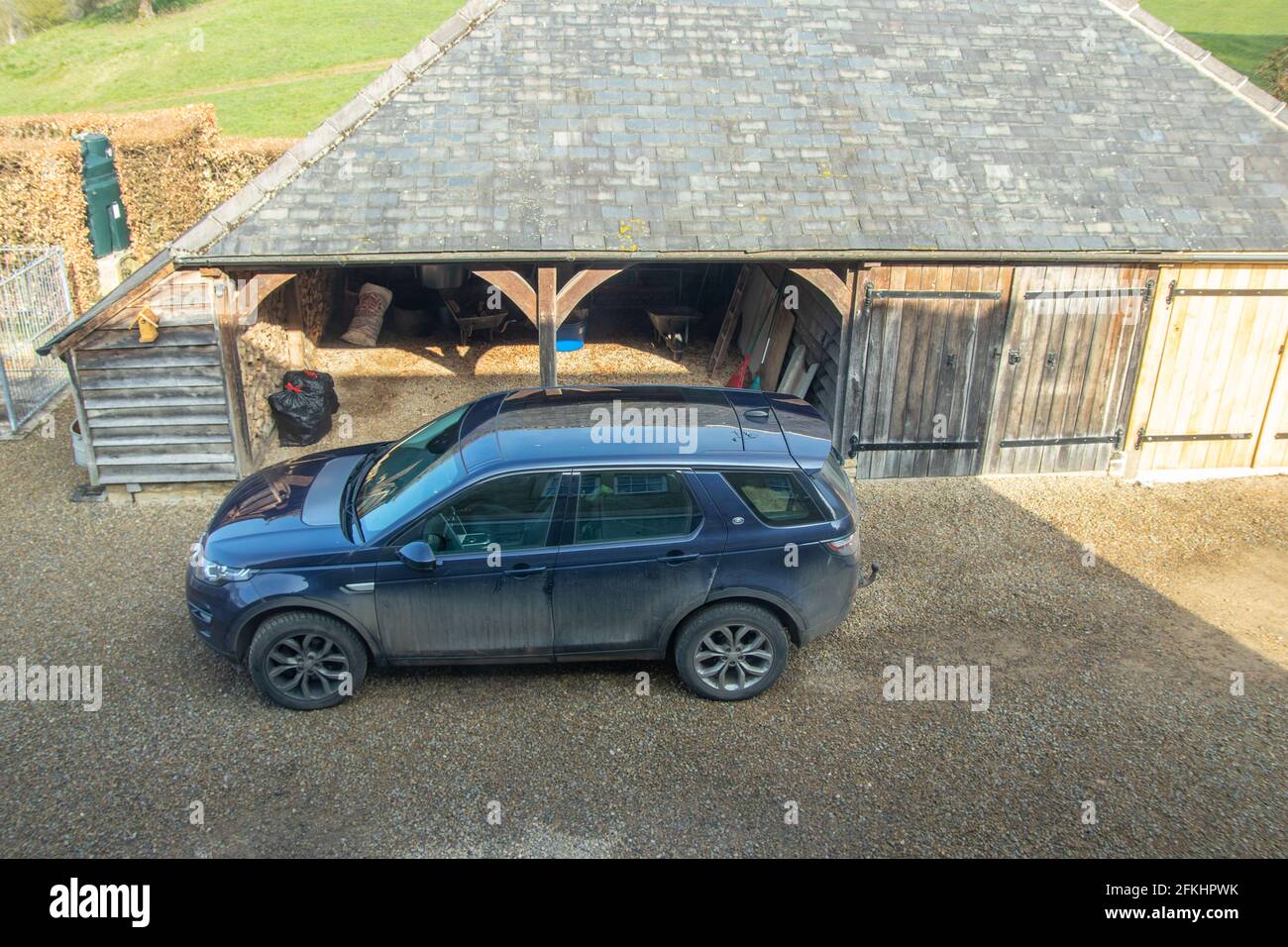 high side view of Land Rover Discovery in farm yard Stock Photo - Alamy