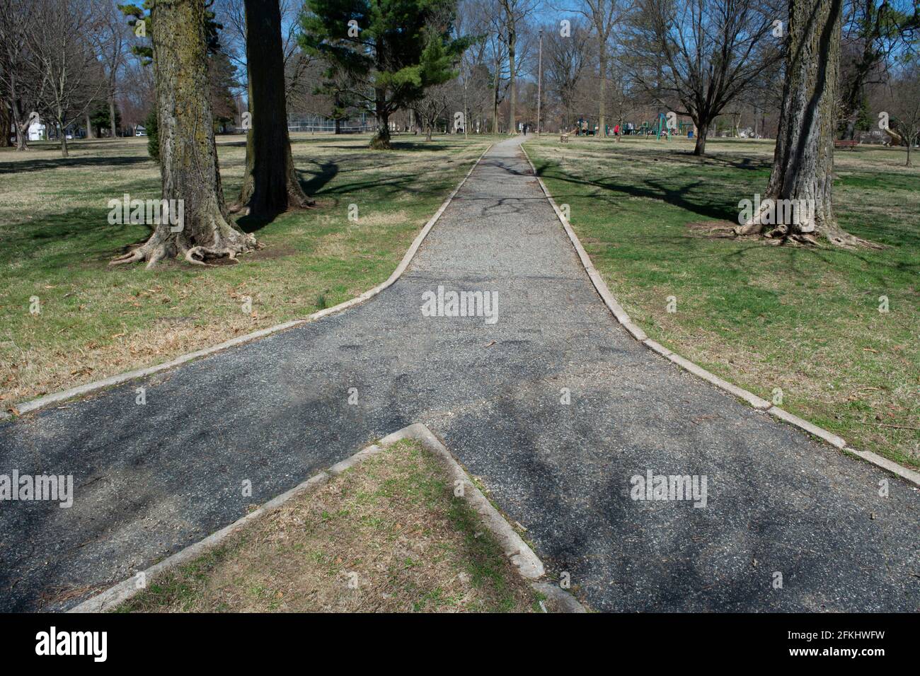 Pathways joining hi-res stock photography and images - Alamy