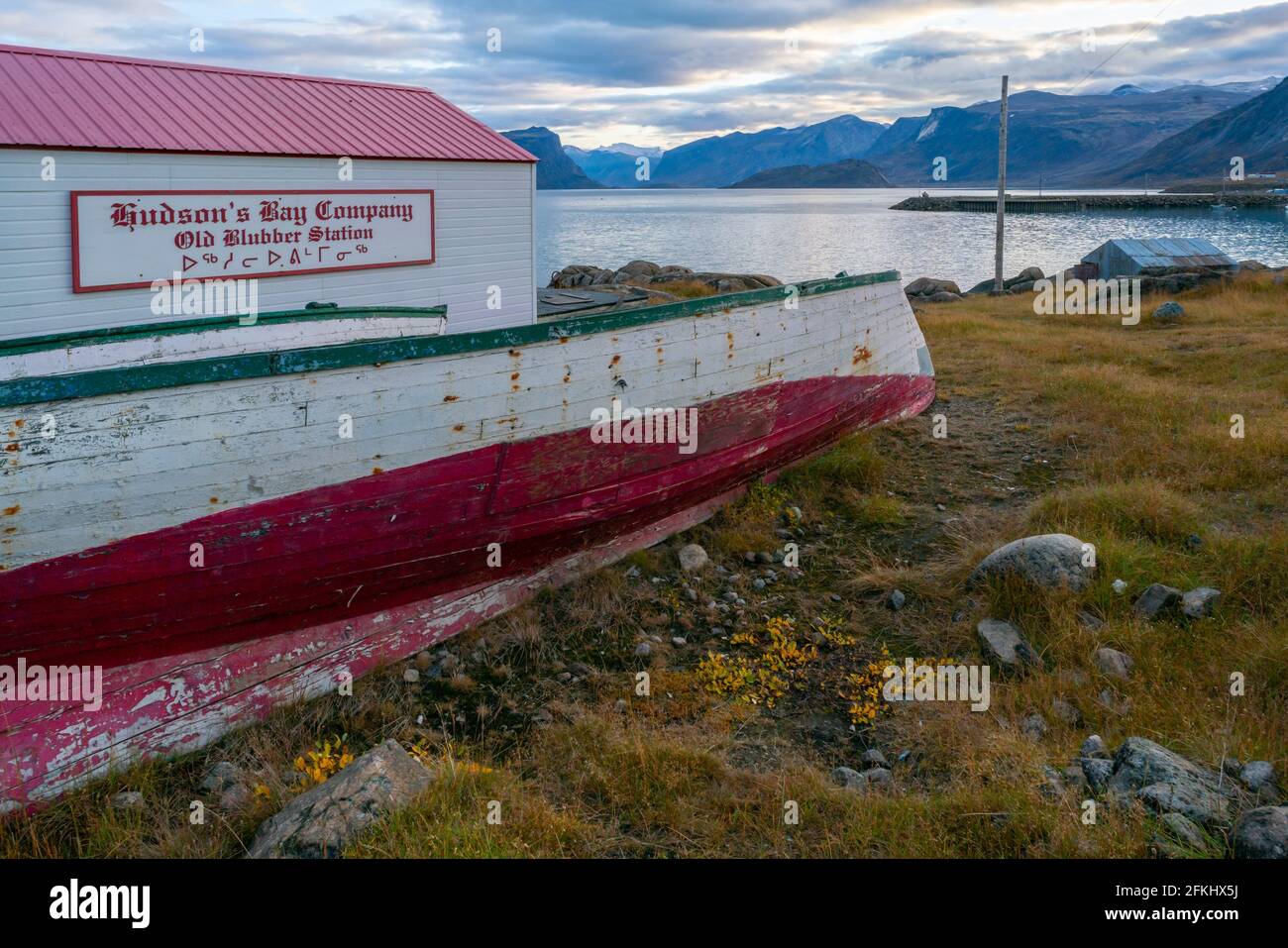 Hudson bay company inuit hi-res stock photography and images - Alamy