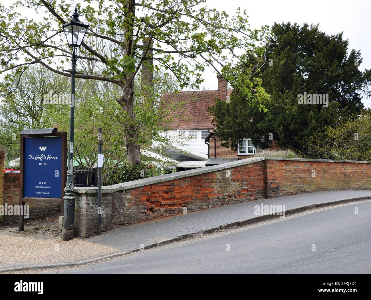 Waffle house restaurant st albans hi-res stock photography and images ...