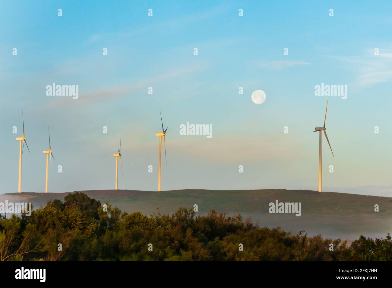 Moon and windmill hi-res stock photography and images - Alamy