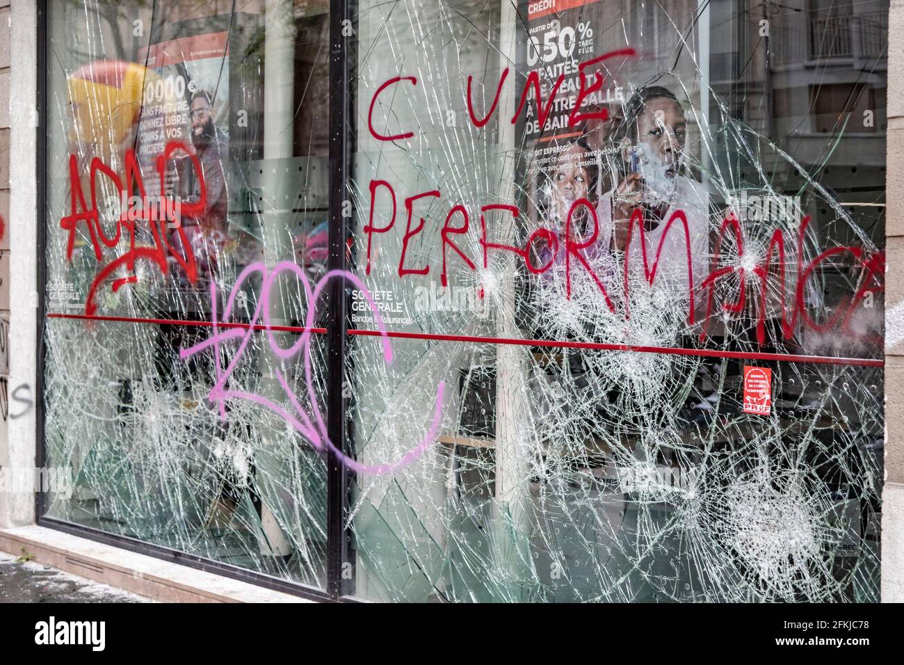 Paris, France. 1st May, 2021. Paris May Day protest brings together the ...