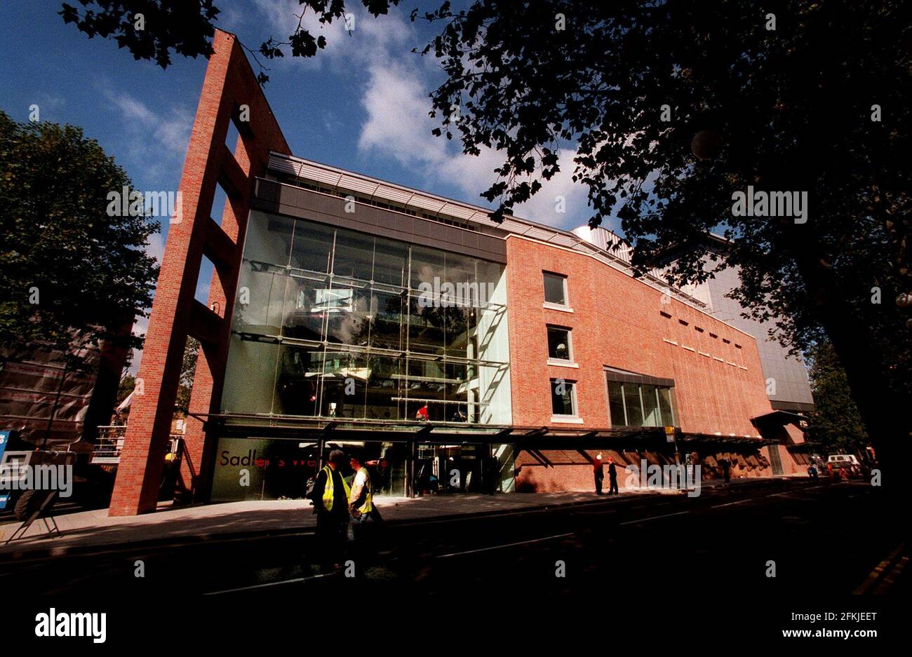 THE NEW SADLER'S WELLS THEATRE OCTOBER 1998 Stock Photo - Alamy