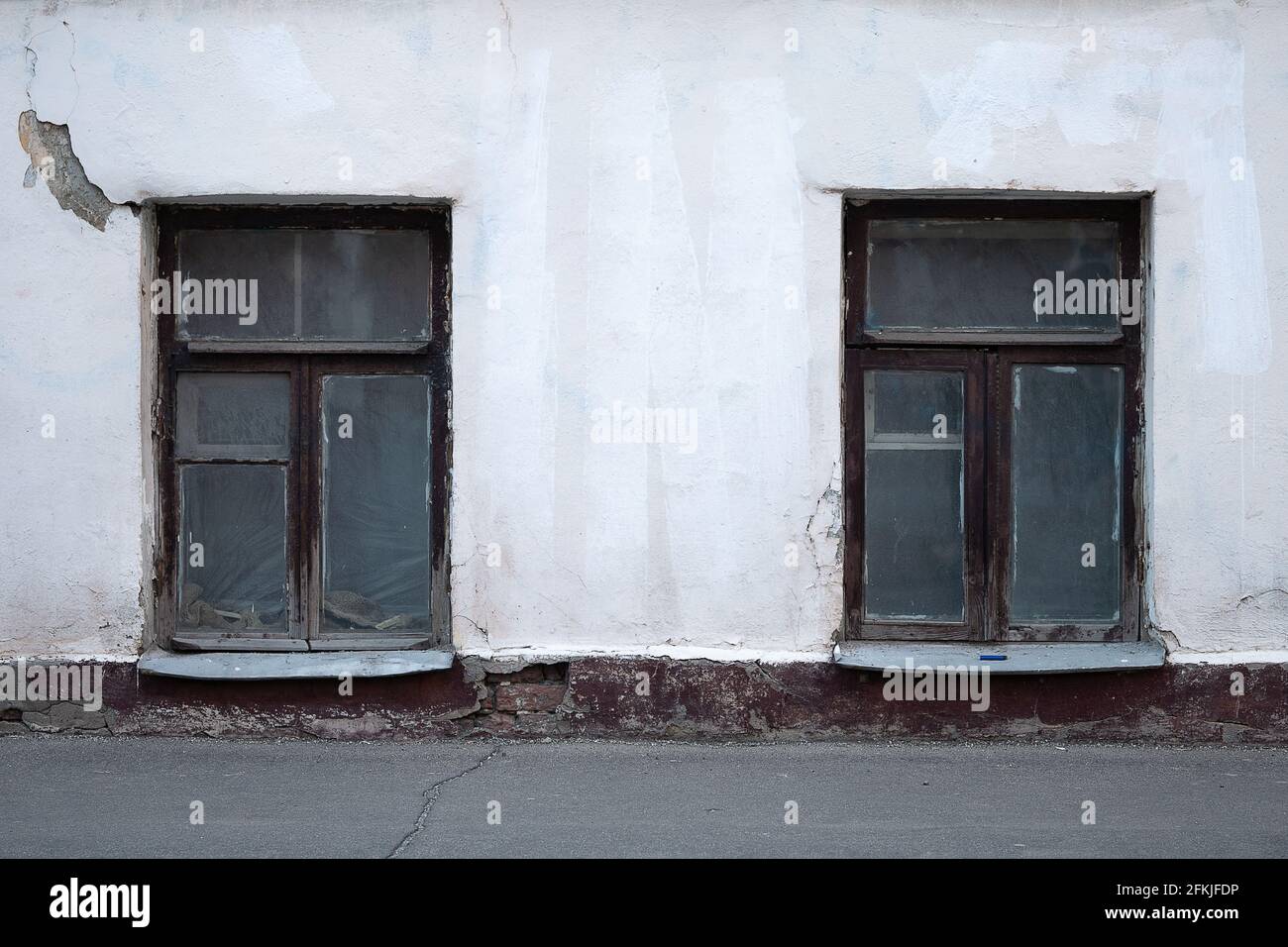 Windows of an old Moscow house are low above the ground Stock Photo - Alamy