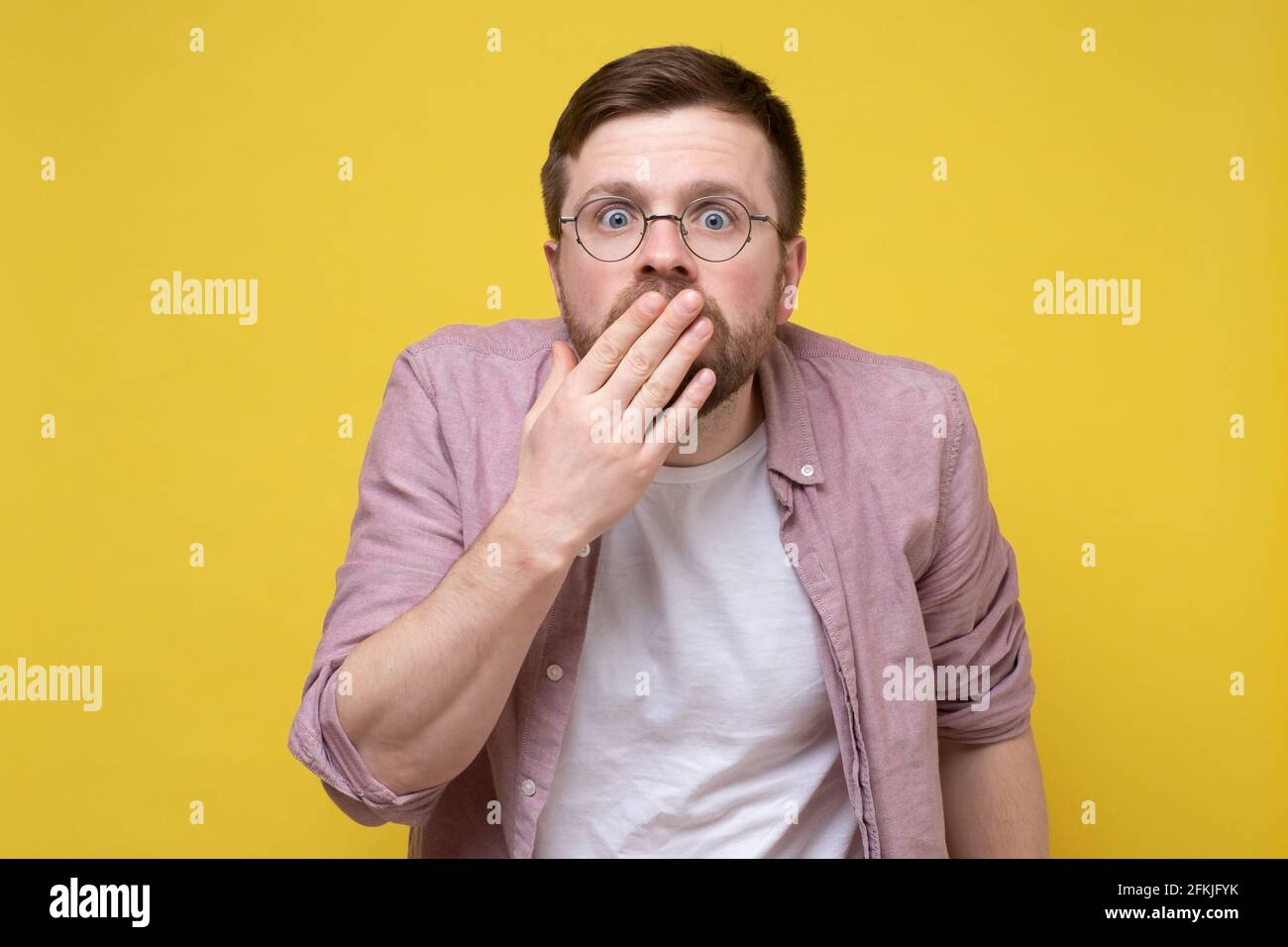 Round scared hi-res stock photography and images - Alamy