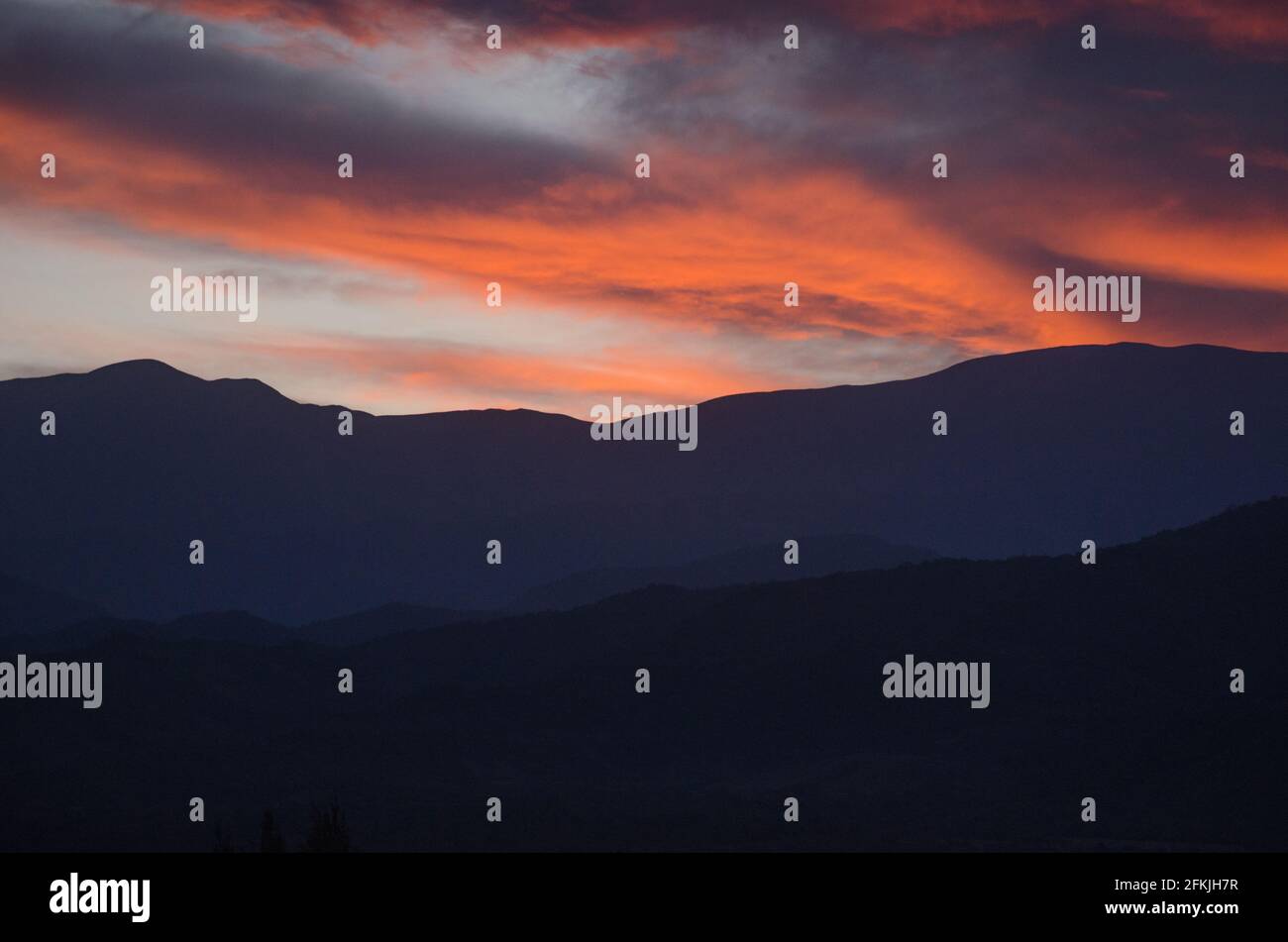 Breathtaking shot sunset crossing hi-res stock photography and images ...
