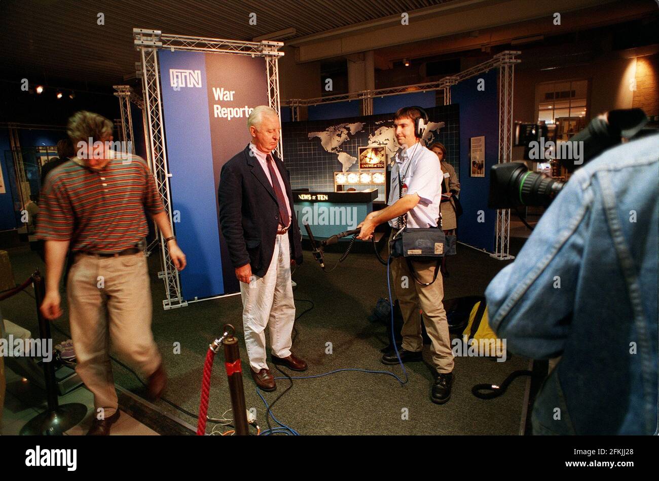 at the ITN television studios 18/07/1997 Stock Photo - Alamy