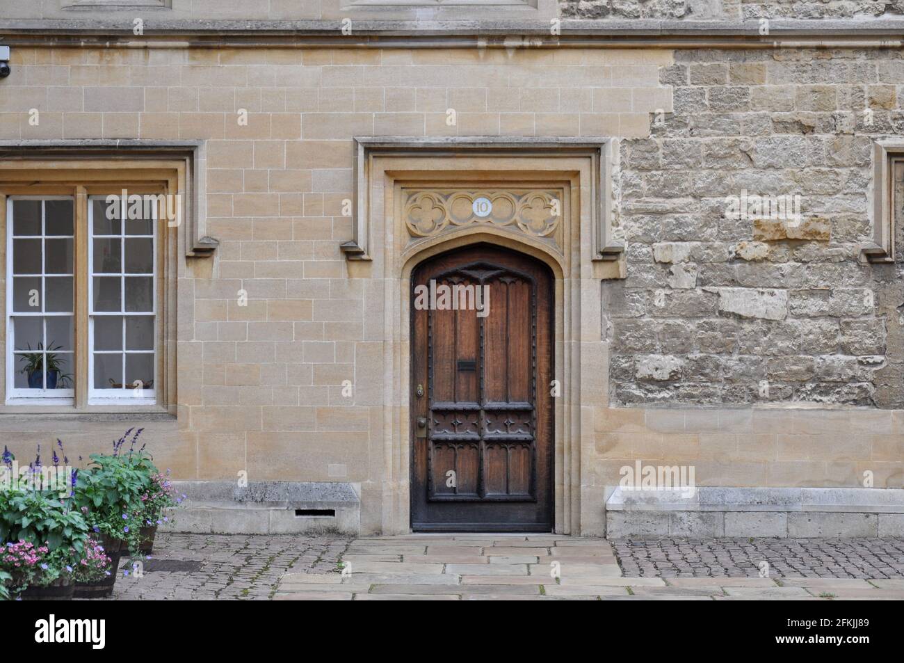 Quad trinity college oxford hi-res stock photography and images - Alamy