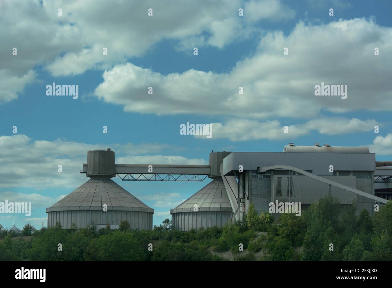 Power station near motorway hi-res stock photography and images - Alamy