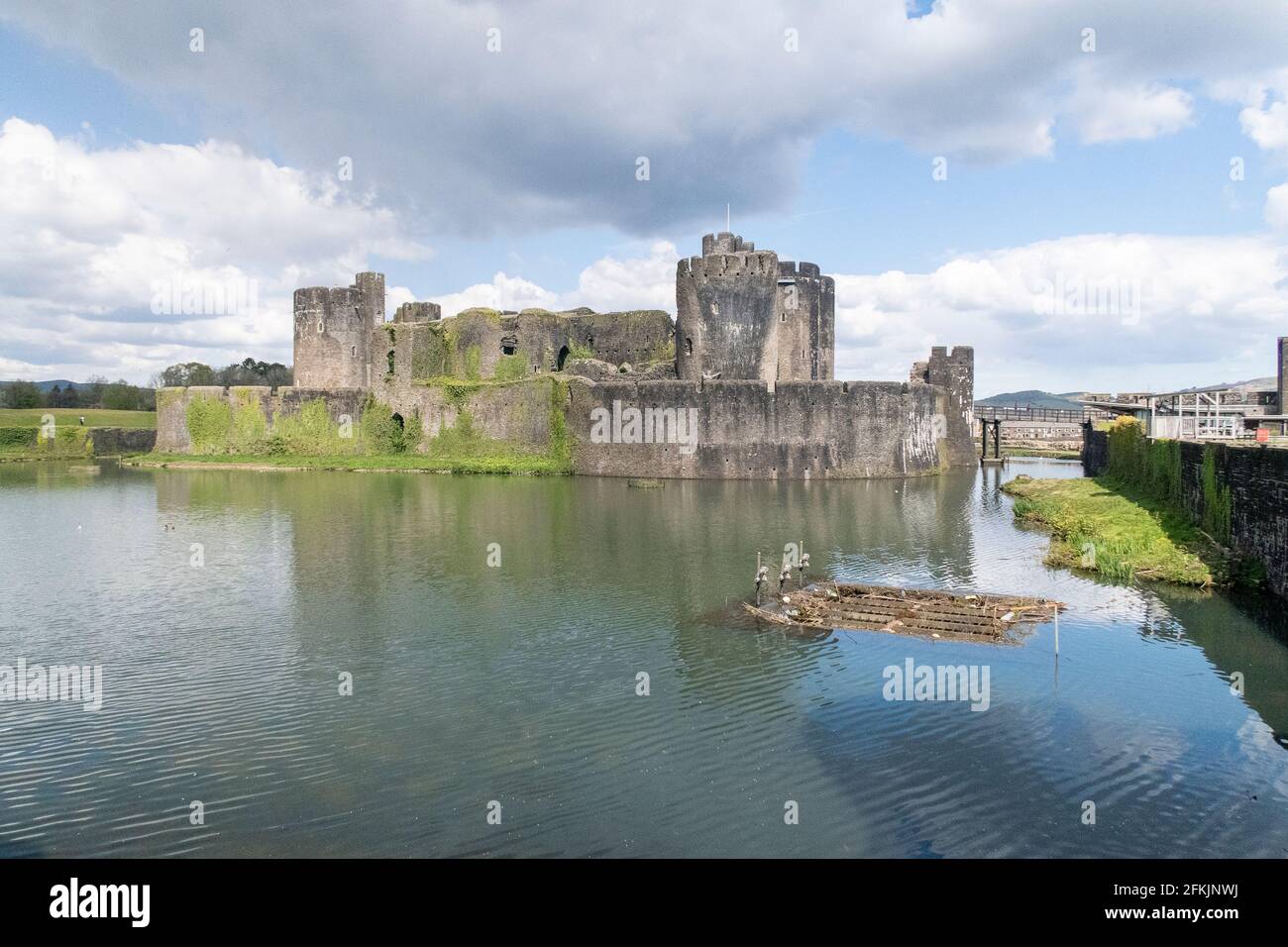 Second largest castle in britain hi-res stock photography and images ...