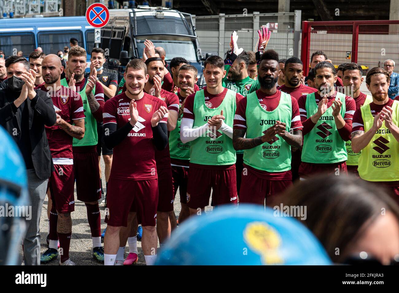 Football supporters gathering hi-res stock photography and images - Alamy