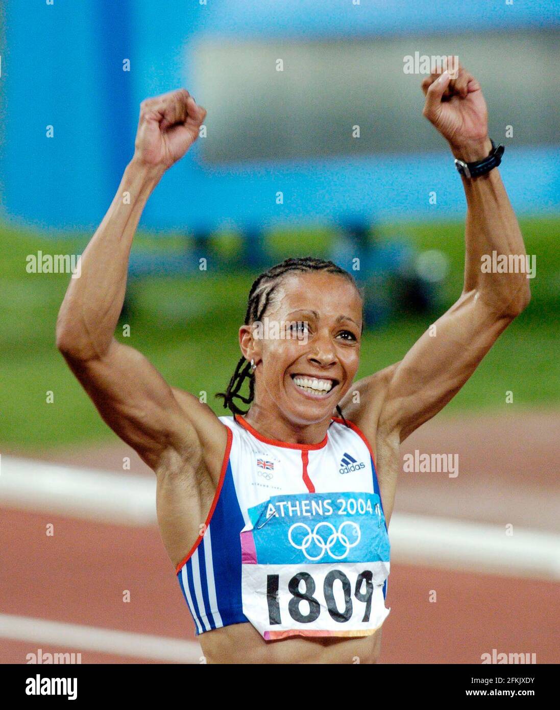 Kelly holmes athens 2004 hi-res stock photography and images - Alamy