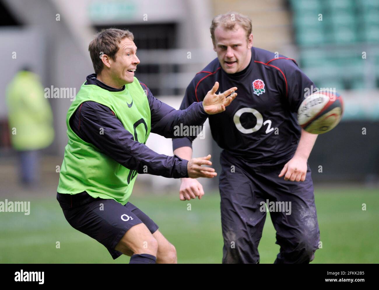 ENGLAND RUGBY TEAM TRAINING AT TWICKENHAM FOR THEIR SIX NATIONS MATCH ...