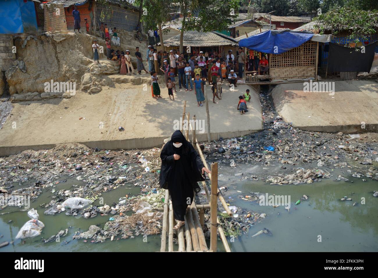 Rohingya prayer hi-res stock photography and images - Alamy