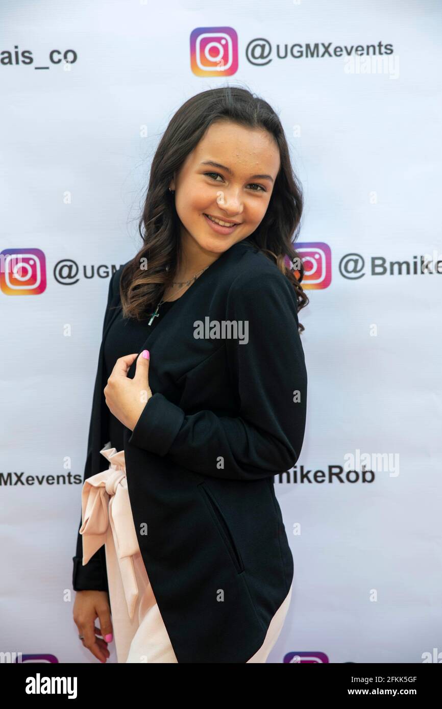 Kaylin Hayman attends Young Hollywood Social Media Industry Party at ...