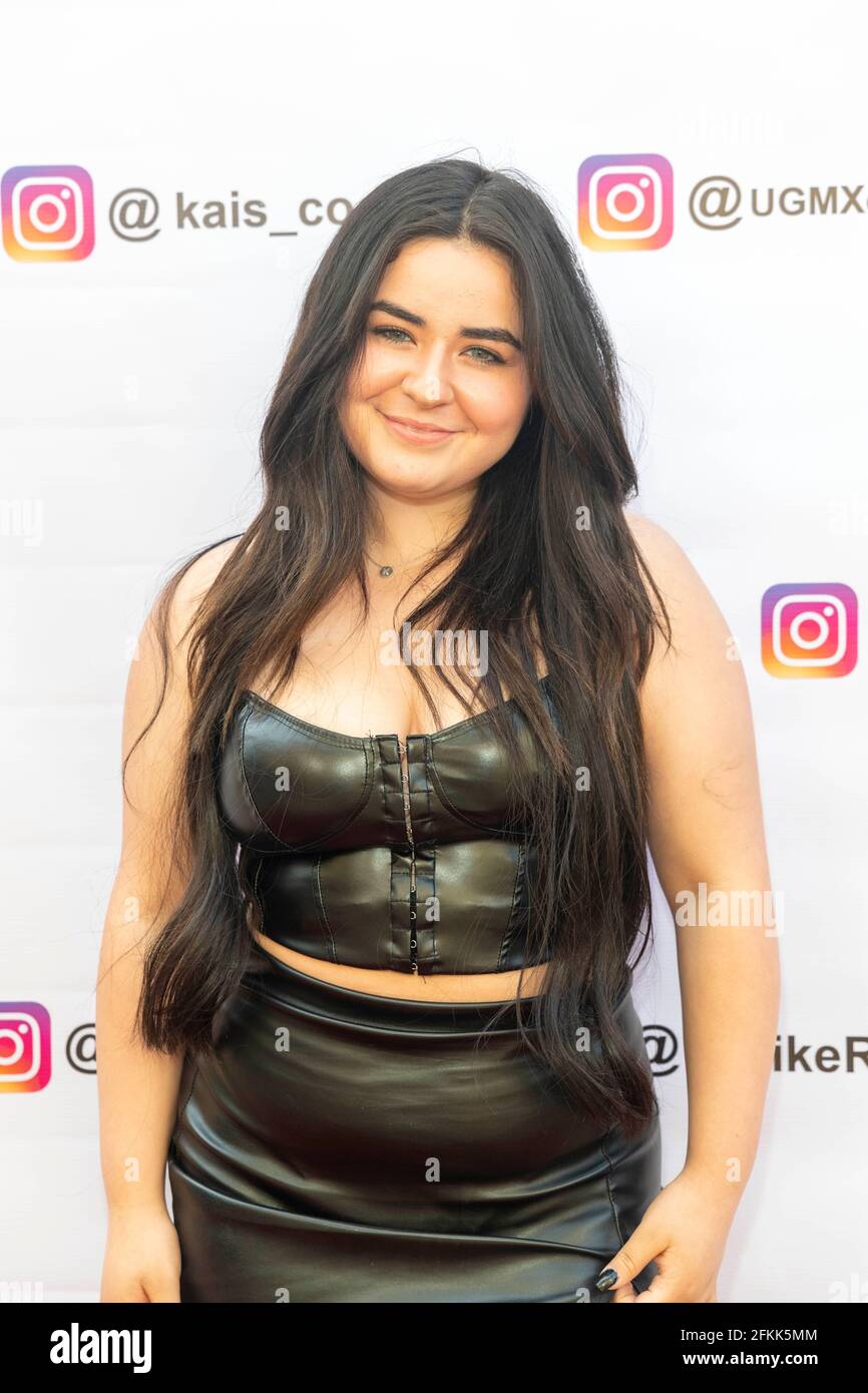 Kendall bell hi-res stock photography and images - Alamy