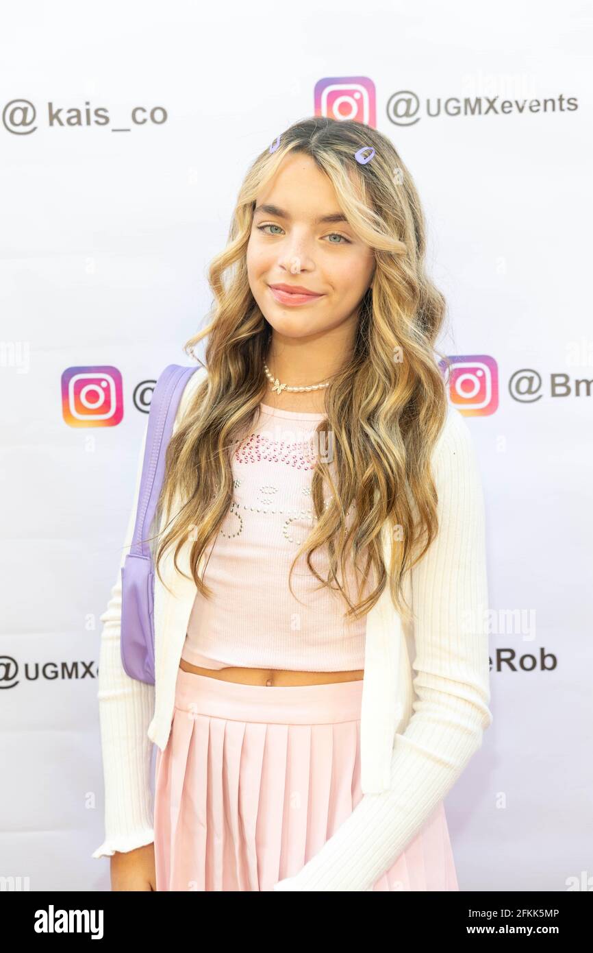 Sierrah Hudson attends Young Hollywood Social Media Industry Party at ...