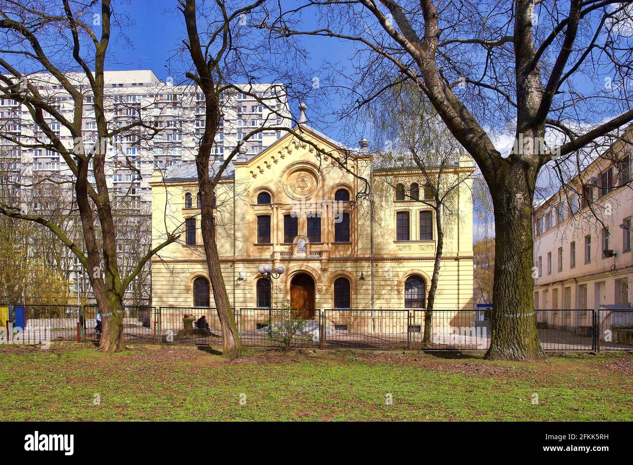 Warsaw synagogue hi-res stock photography and images - Alamy