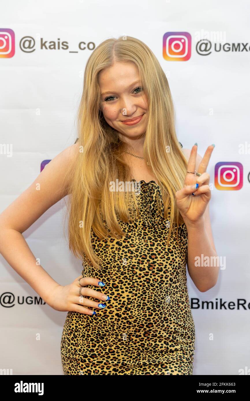Abigail Zoe Lewis attends Young Hollywood Social Media Industry Party ...